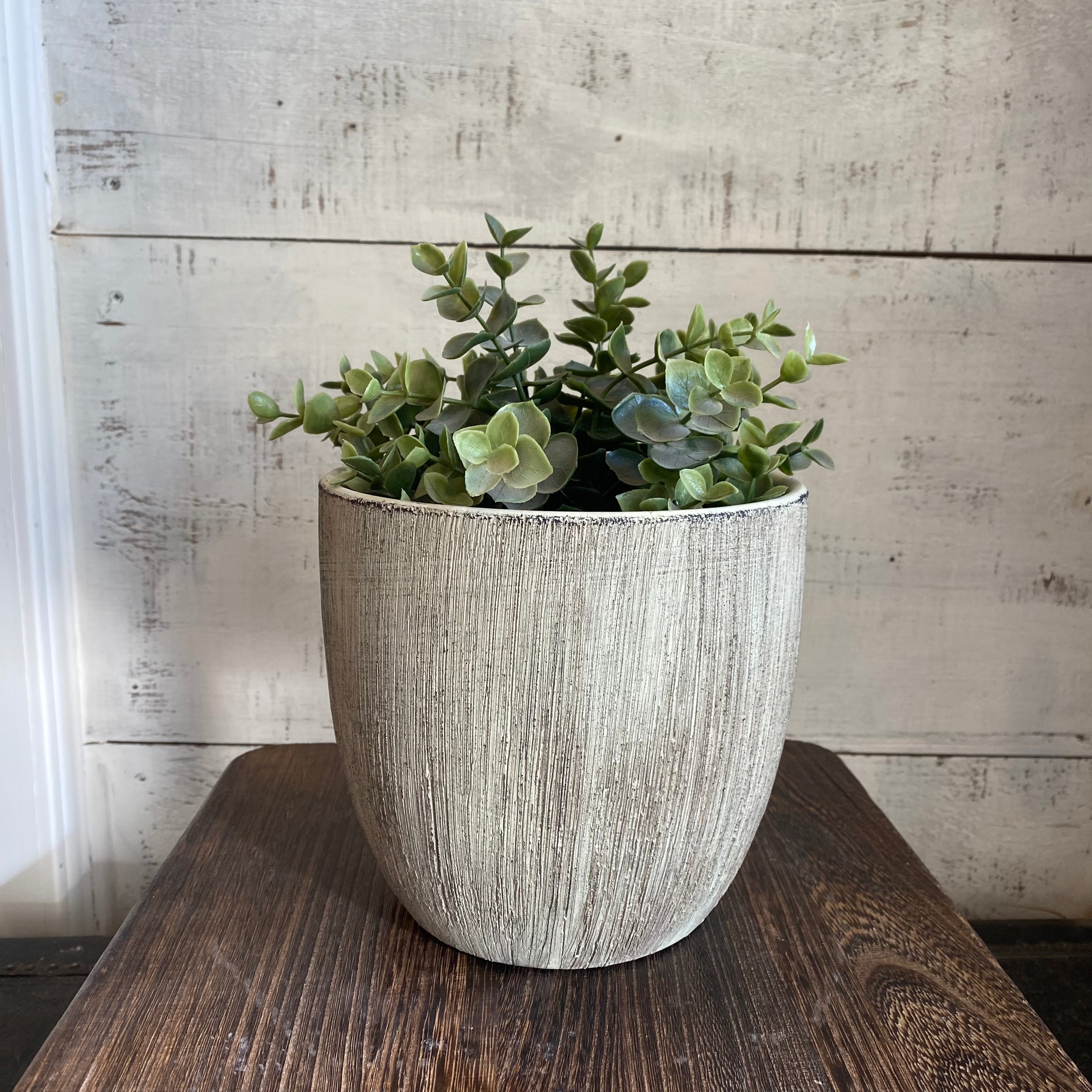 Scratch Effect Terracotta Planter – TIN BARN MARKET