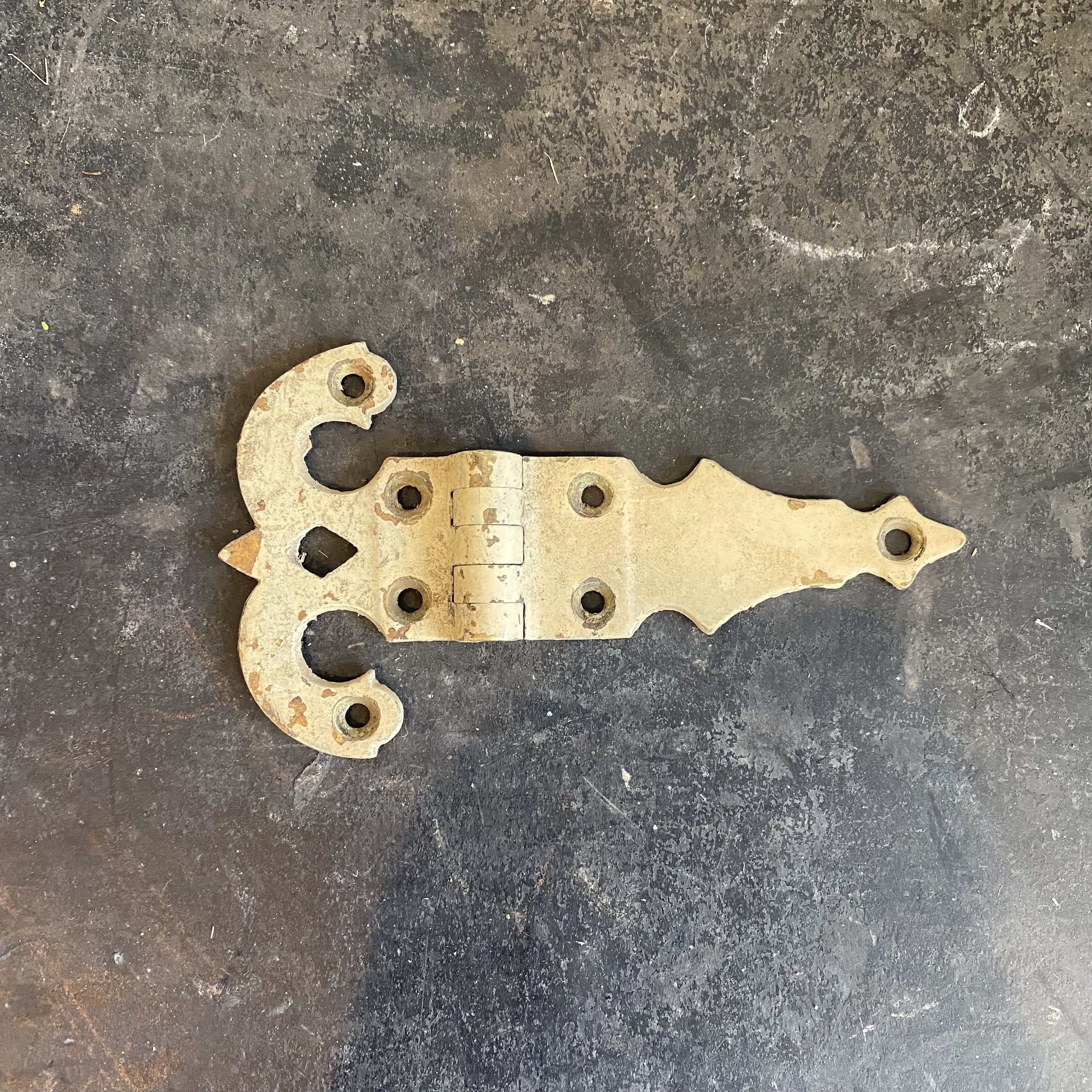 Vintage Painted Brass Hinge – TIN BARN MARKET