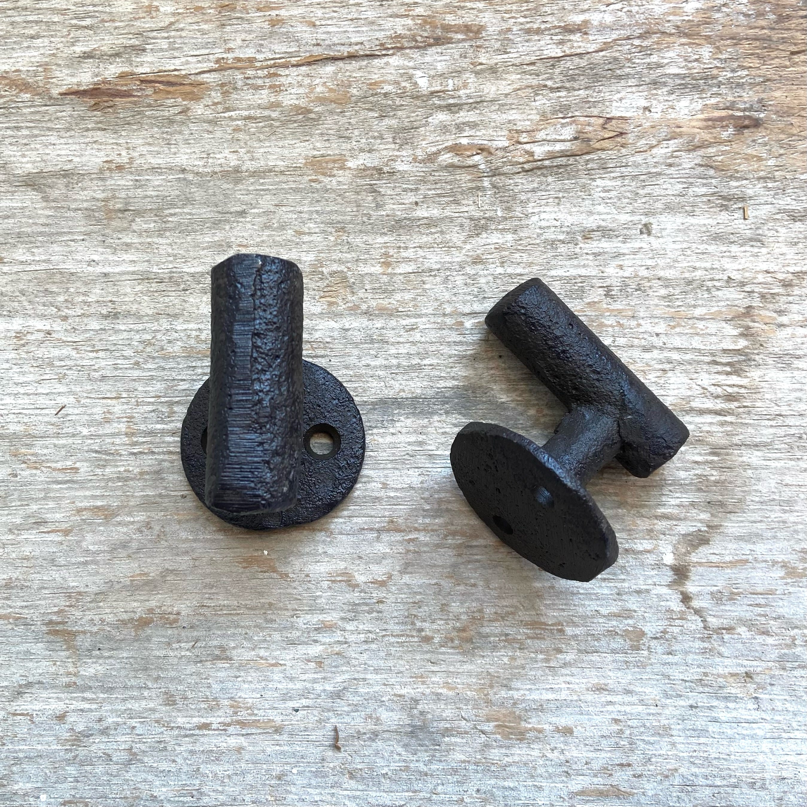 Industrial Single Hook – TIN BARN MARKET